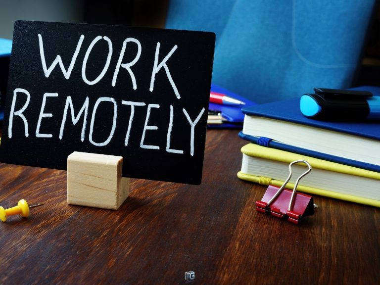 Remote Copywriter Jobs: How to Build a Successful Career - Ismel Guerrero.